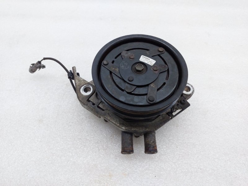 Помпа Toyota Land Cruiser 2014 J200 1VDFTV 8712060030 купить Б/У id281499