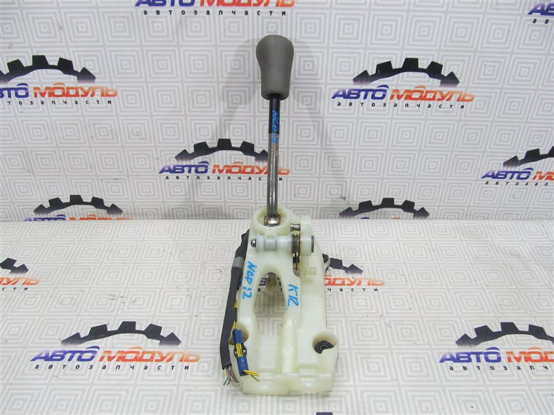 Селектор мкпп Toyota Platz NCP12-0326025 1NZ-FE 2003