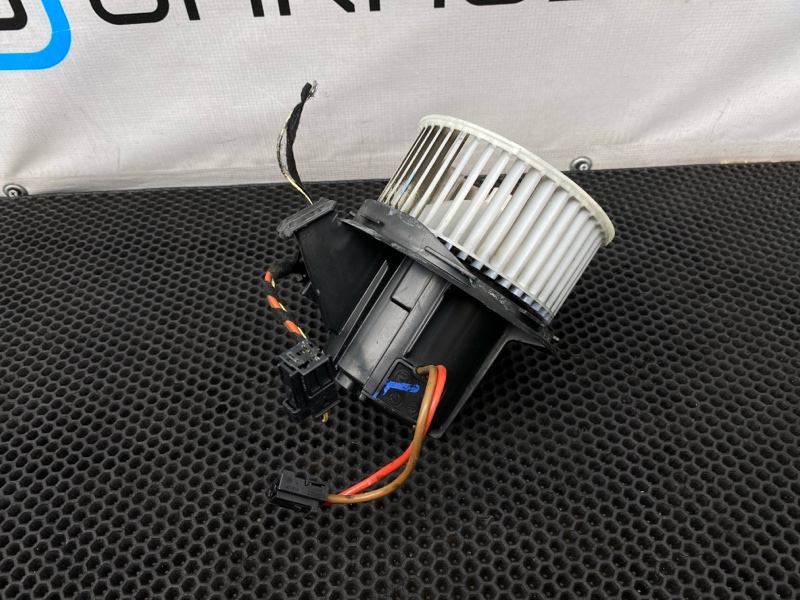 Моторчик печки Mercedes-Benz E-Class 2011 W212 271.860 1.8 2128200808 ...