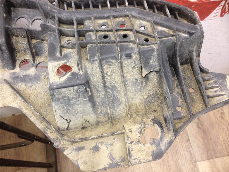 Пыльник бампера переднего нижний Toyota Corolla (E18_) 2012-2019